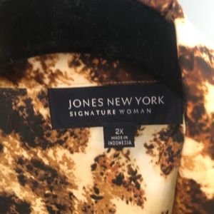 Jones New York | Tops | Jones New York Signature Woman 2x Button Down ...